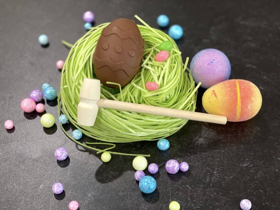 DIY Breakable Easter Eggs - Saving You Dinero