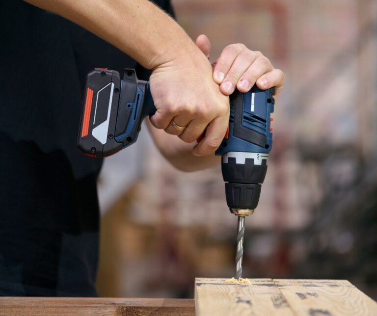 5 Best Tips for Finding the Right Cordless Drill - Saving You Dinero