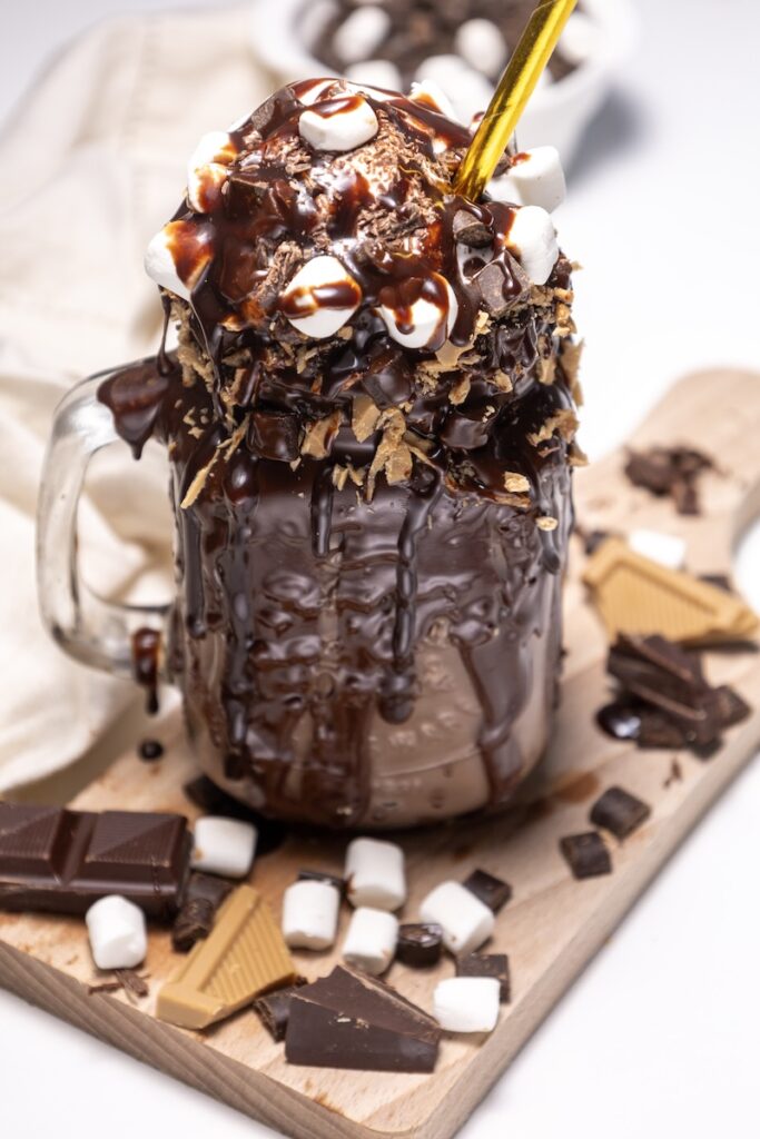 Extreme Chocolate Freakshake Milkshake Recipe - Saving You Dinero